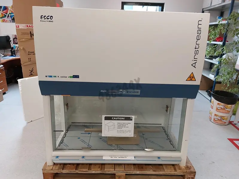 PACK PSM AIRSTREAM AC2-4E8 1,2m 2 PRISES ET LAMPE UV - MATERIEL DECLASSE - Matériel de laboratoire